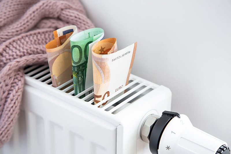 Explodierende Energiepreise setzen besonders Rentner unter Druck ... Explodierende Energiepreise setzen besonders Rentner unter Druck ...